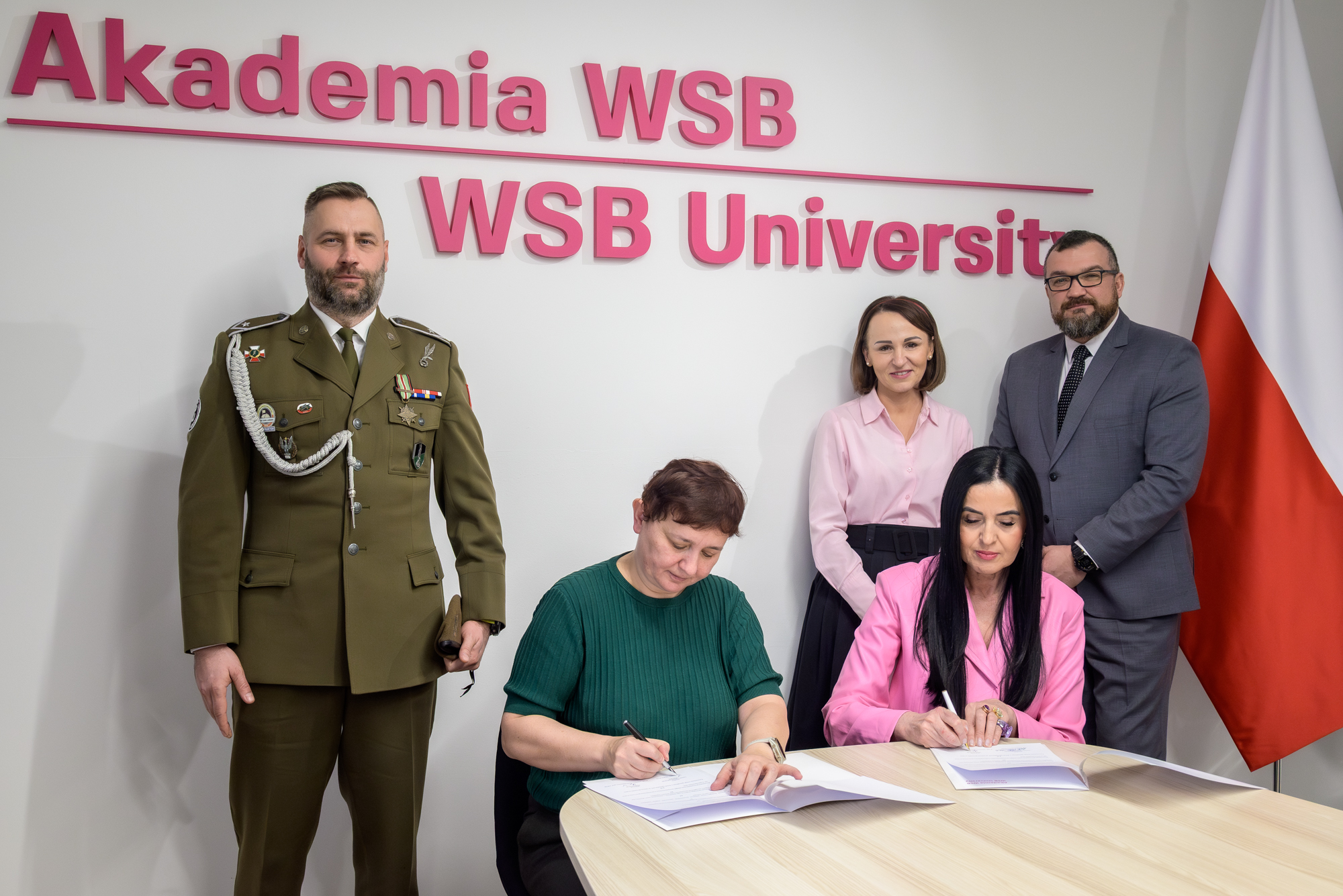 Akademia WSB obejmuje patronatem klasę mundurową LO „Animator” w ...