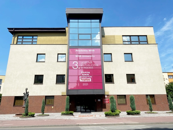 O uczelni - Akademia WSB